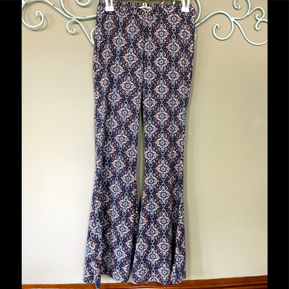 EARTHBOUND | Pants & Jumpsuits | Spandex Flared Pants With Geometric ...